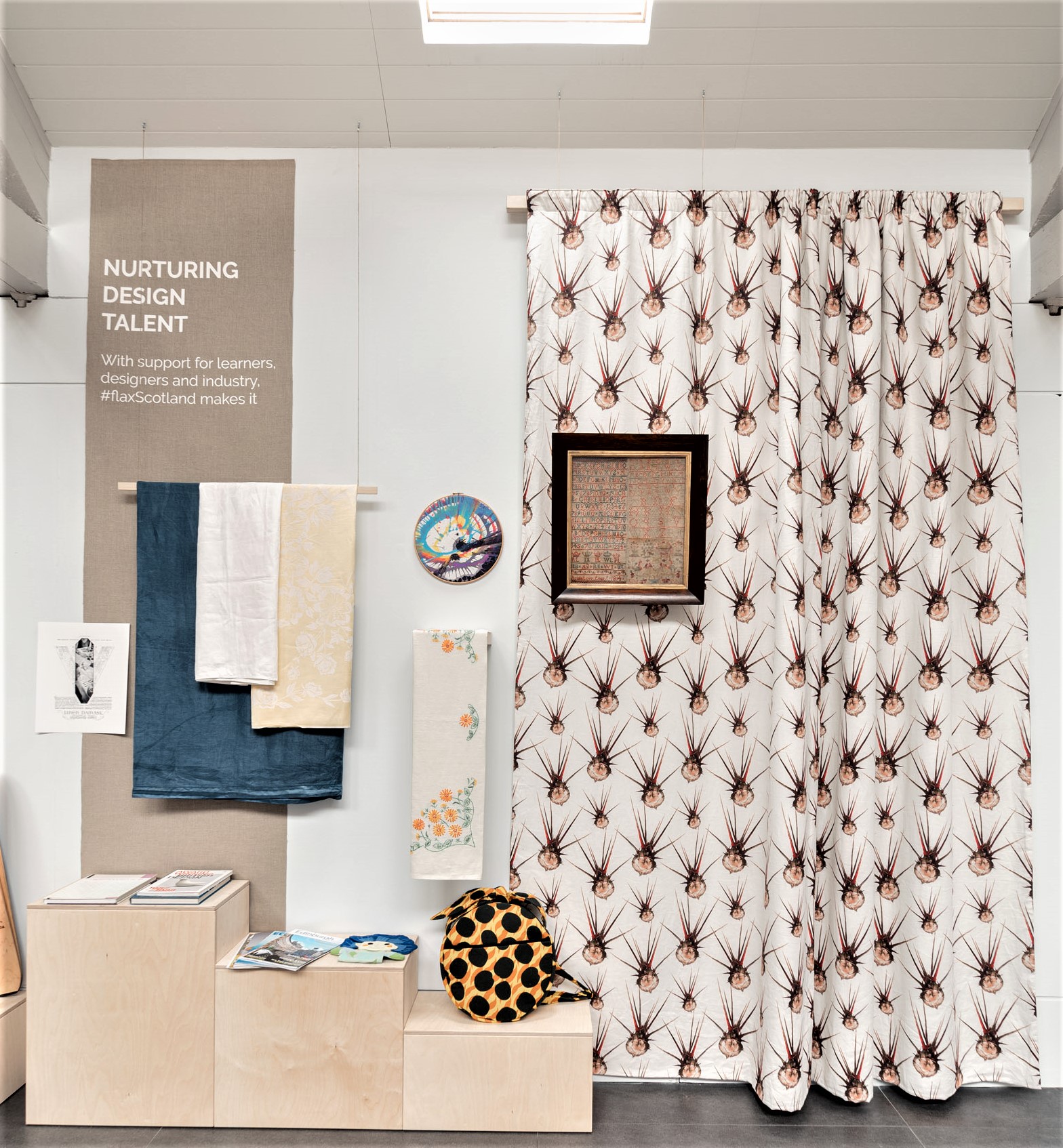 Patronage and Prizes | History of Linen and Damask | Our Linen Stories